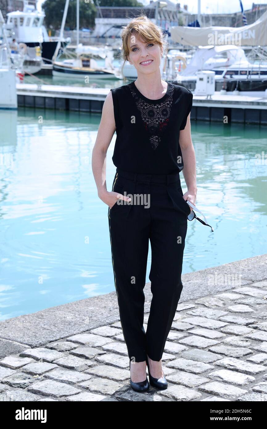 Alix Poisson assiste a un photocall pour le film Parents Modes d'emploi ...