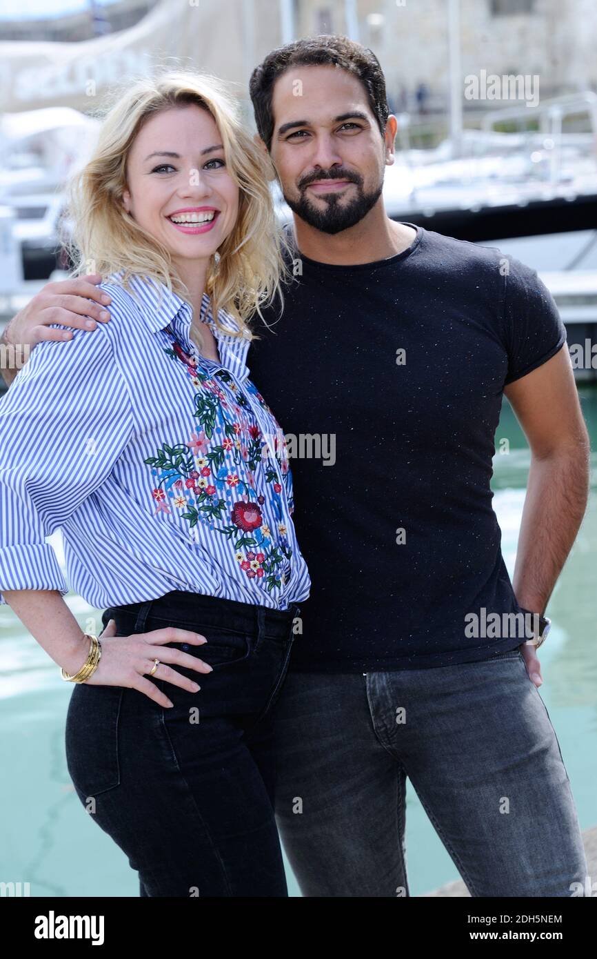 Samy Gharbi et Maud Baecker assistent a un photocall pour le film ...