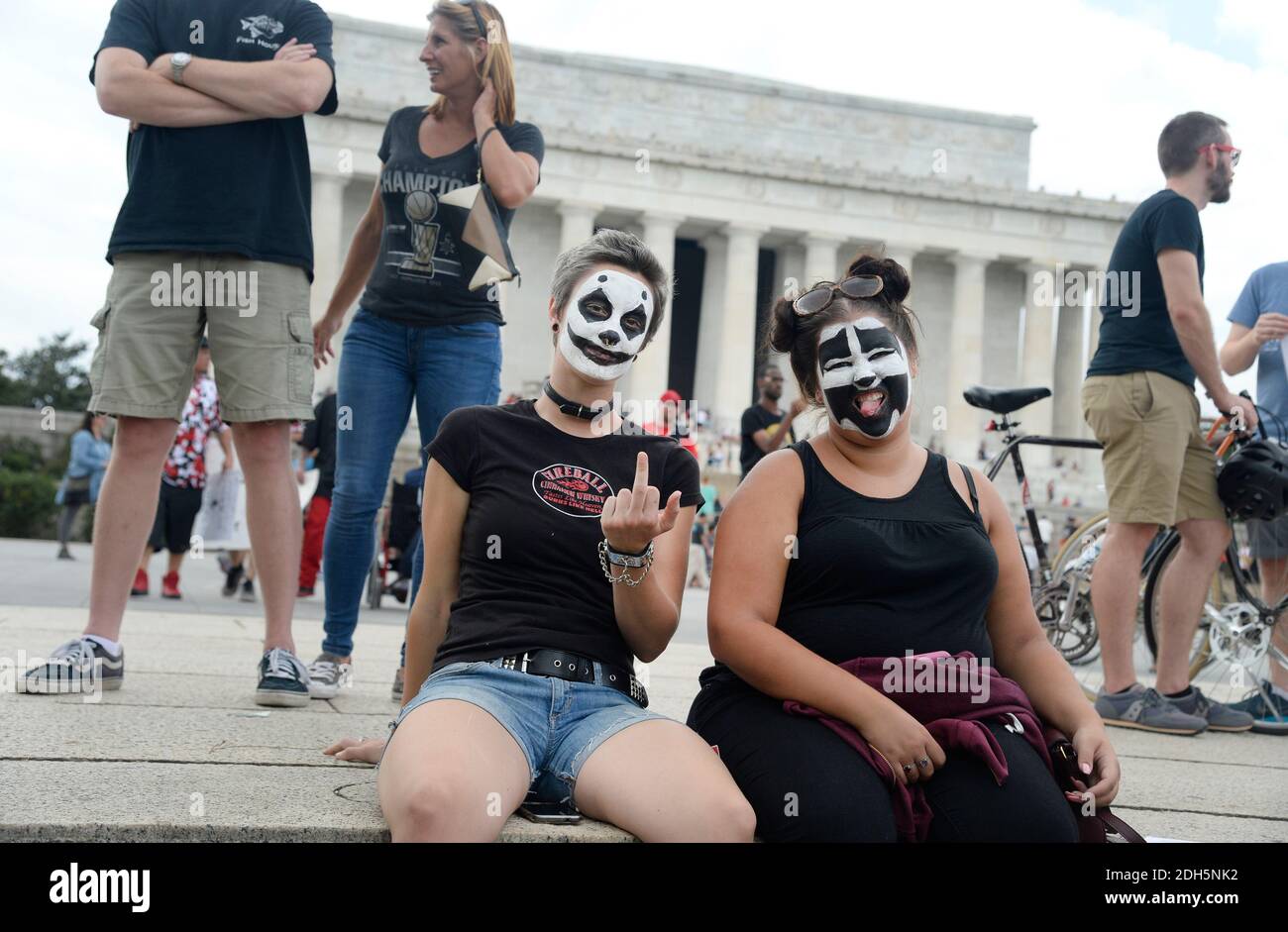The Juggalos , fans of the rap-rock group the Insane Clown Posse ...
