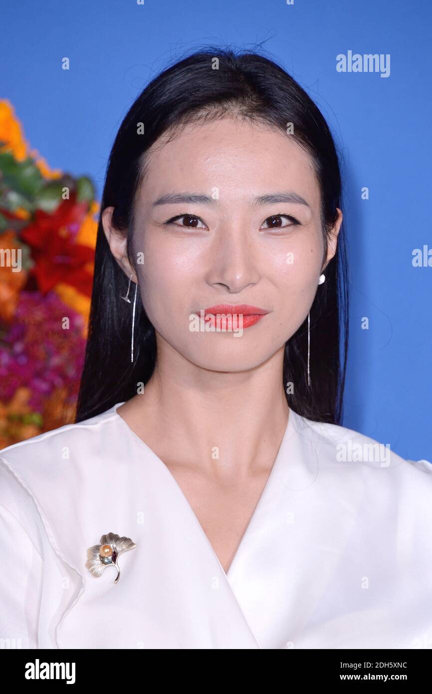 Dina Ding assiste au Gala de l'Opera National de Paris a l'Opera ...