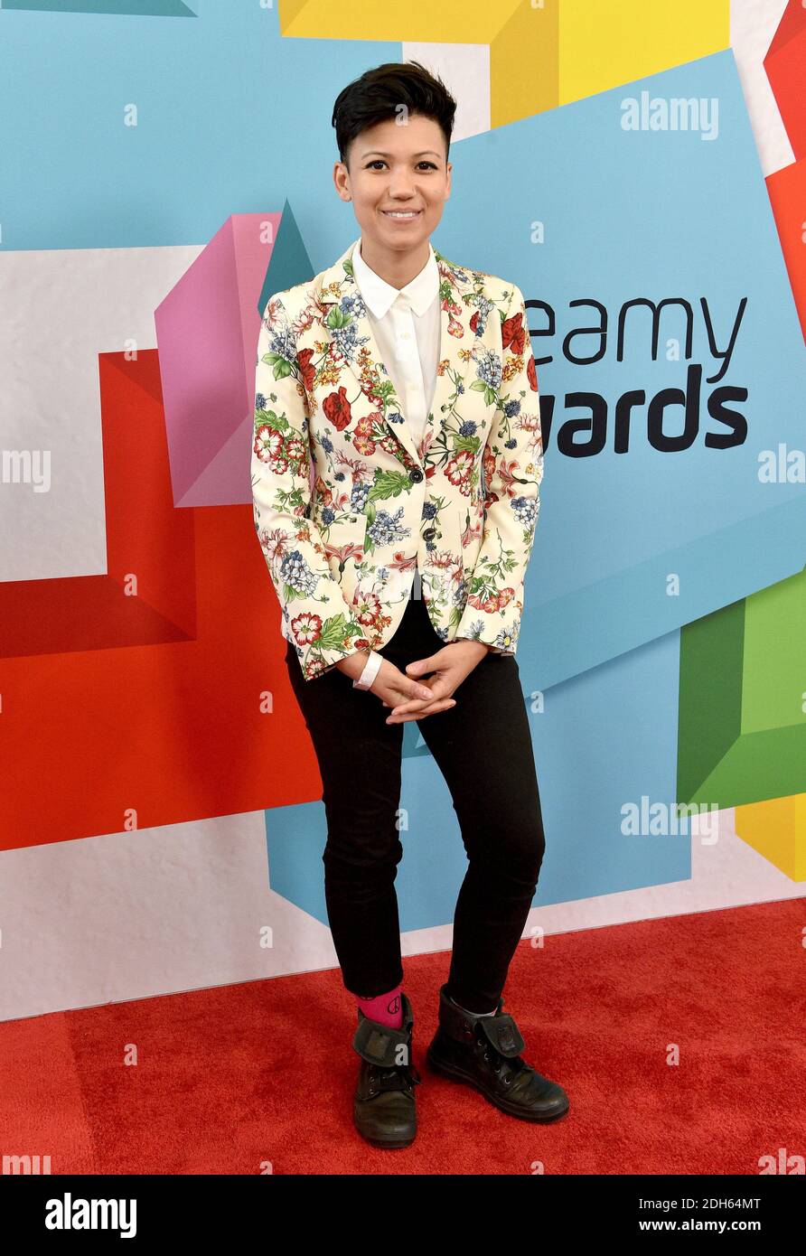 Jennifer Ruggirello attends the 2017 Streamy Awards at The Beverly ...