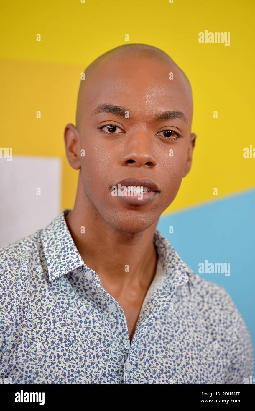 Emile Ennis Jr attends the 2017 Streamy Awards at The Beverly Hilton ...