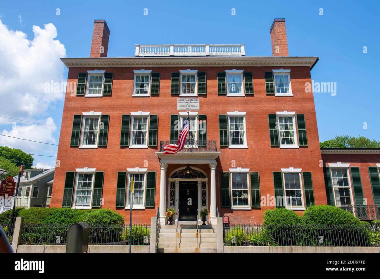 Downtown bertram hi-res stock photography and images - Alamy