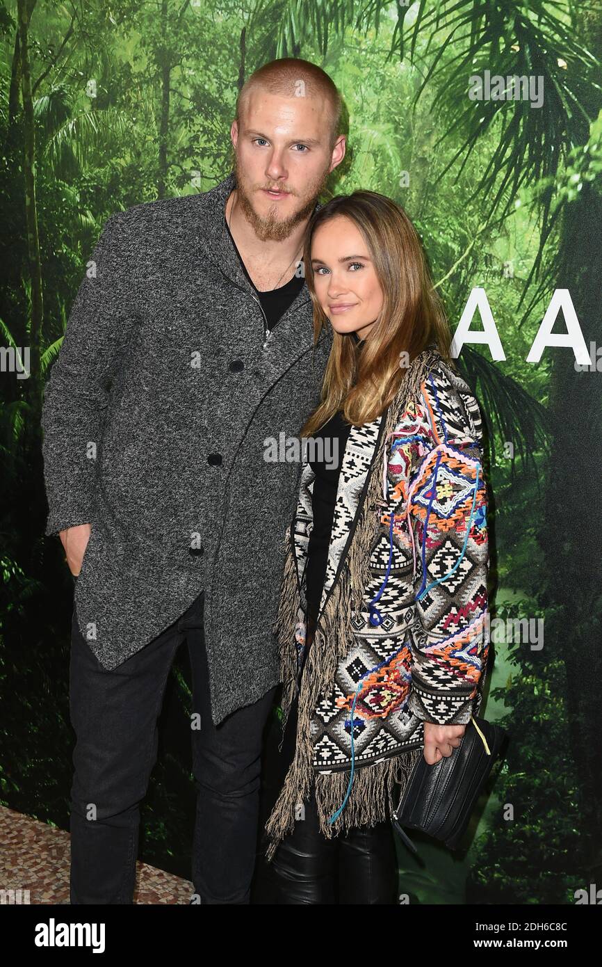 Alexander ludwig and guest hi-res stock photography and images - Alamy