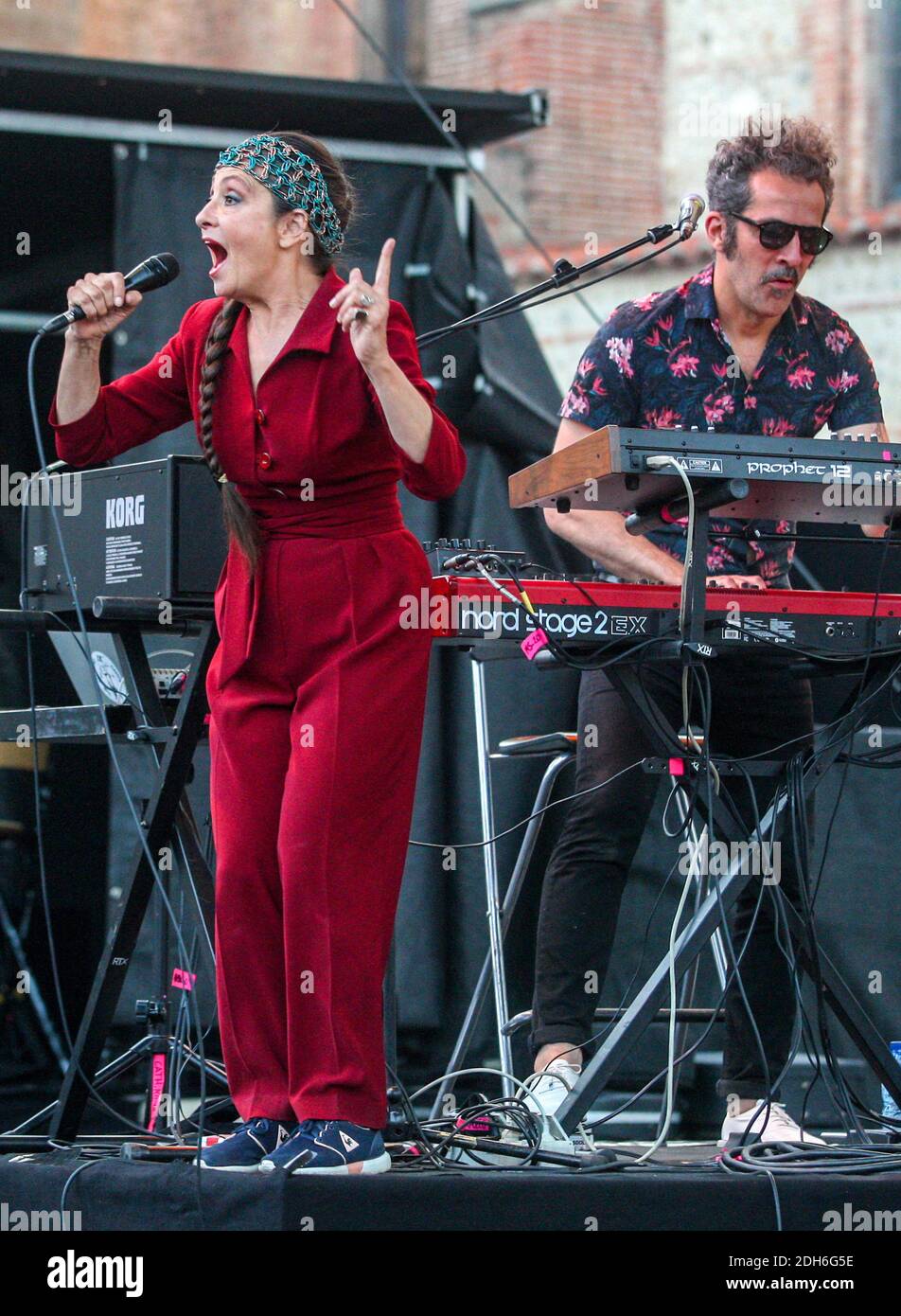 Au thes hi-res stock photography and images - Alamy