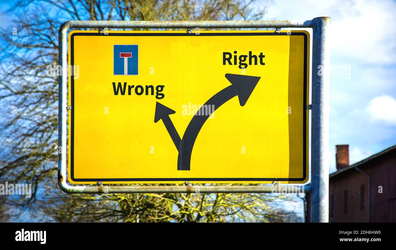 Right wrong signpost hi-res stock photography and images - Alamy