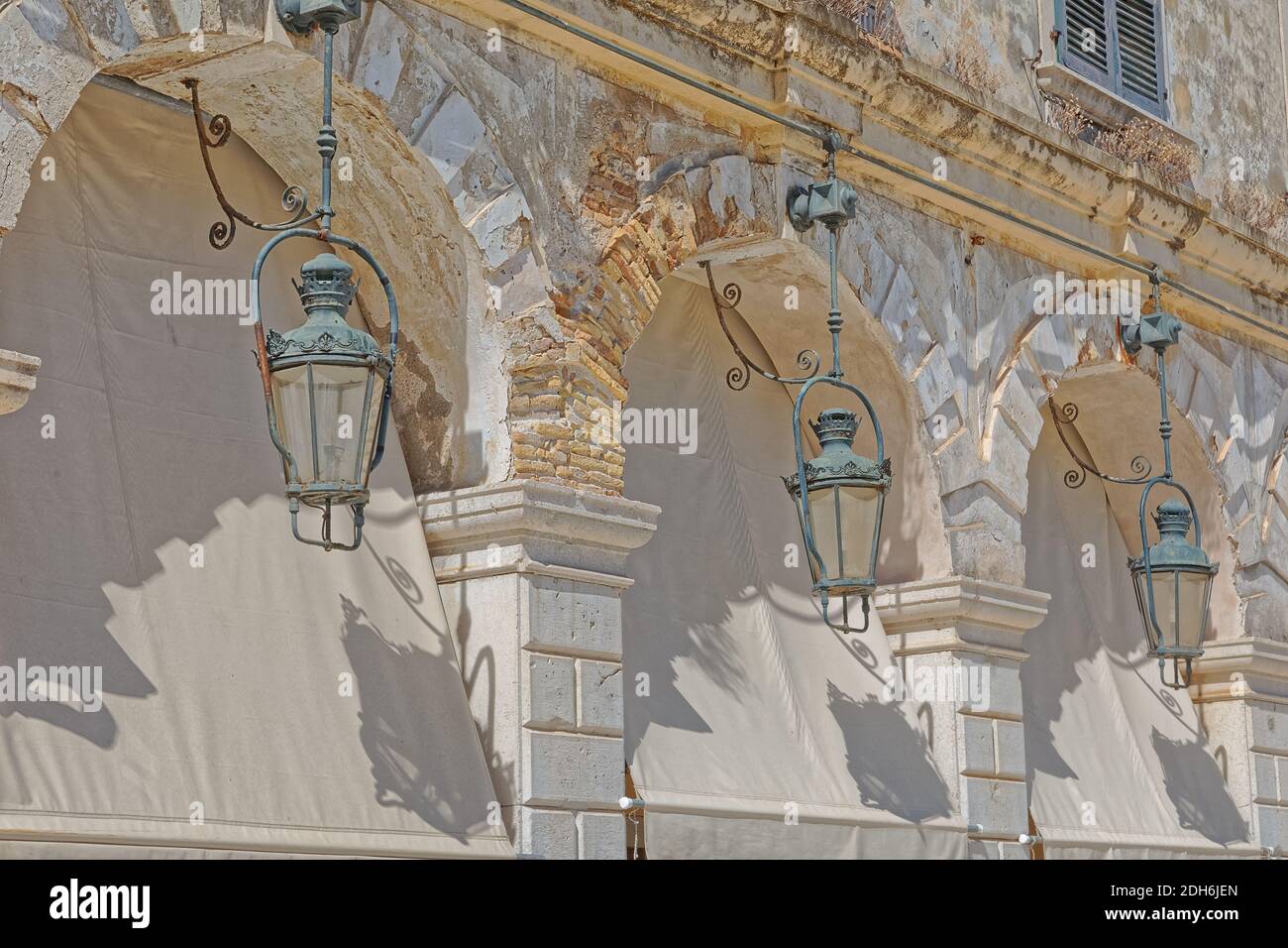 Liston promenade hi-res stock photography and images - Alamy