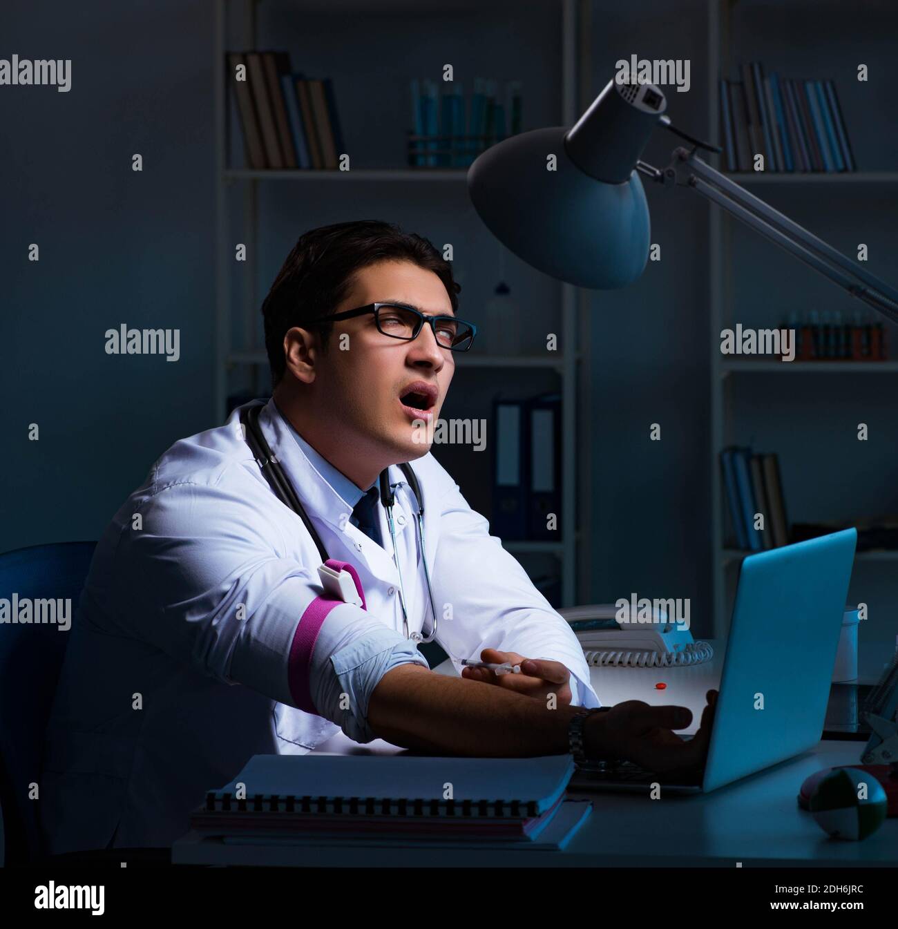 Doctor late hi-res stock photography and images - Alamy