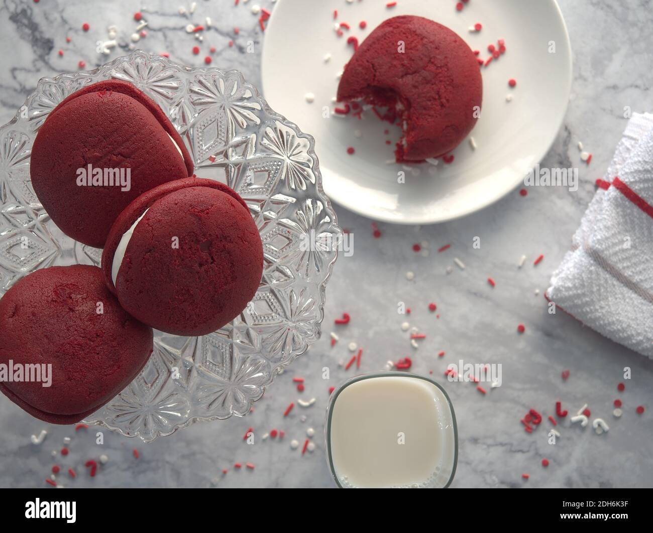 Moonpie cookie hi-res stock photography and images - Alamy