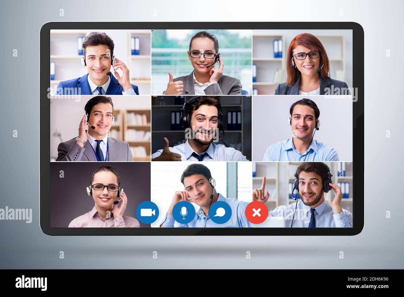 Videoconferencing group hi-res stock photography and images - Alamy
