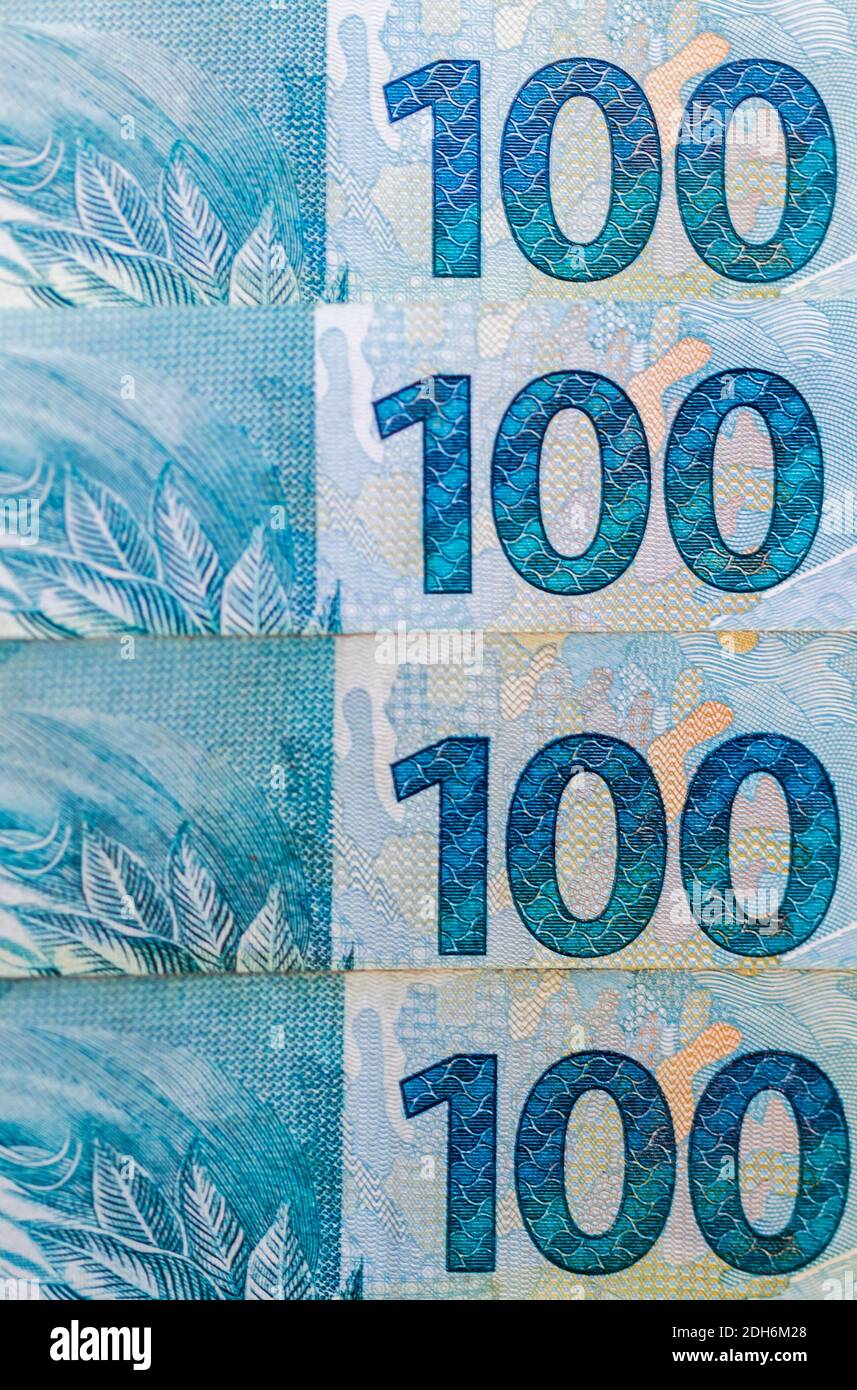 100 reais banknotes hi-res stock photography and images - Alamy