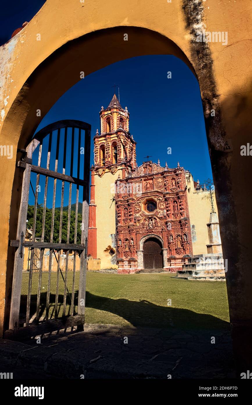 The Misión Santa María del Agua de Landa Franciscan mission in the ...