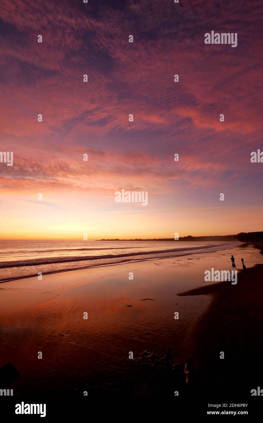 Seacliff sunset hi-res stock photography and images - Alamy