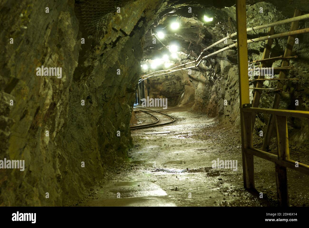 under ground copper mining tunnel in a copper mine Stock Photo - Alamy