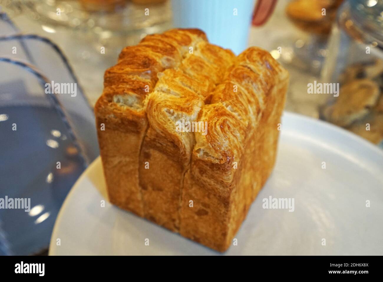Close up whole butter toast Stock Photo - Alamy