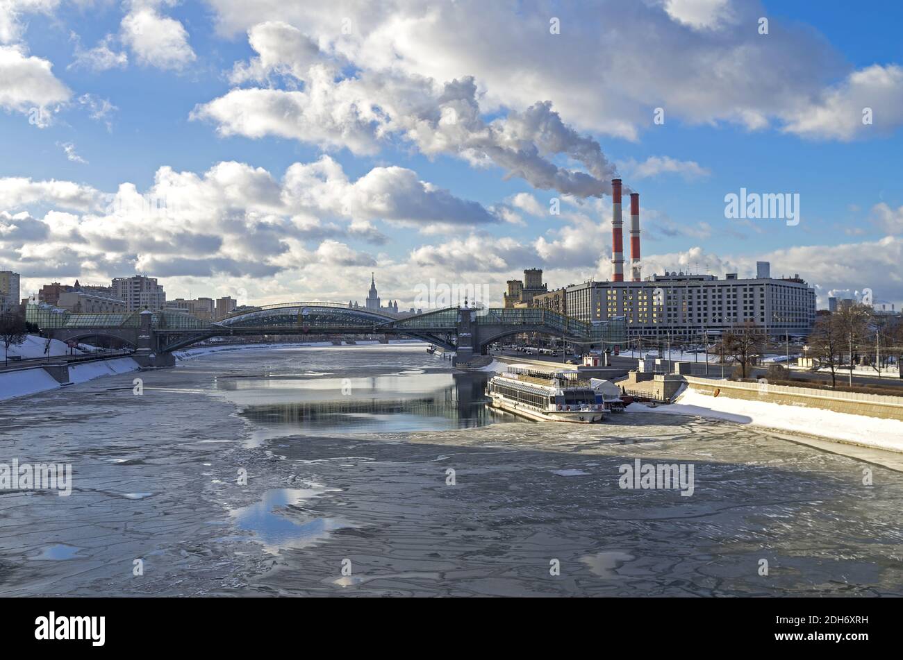 View of the Moscow River Stock Photo - Alamy
