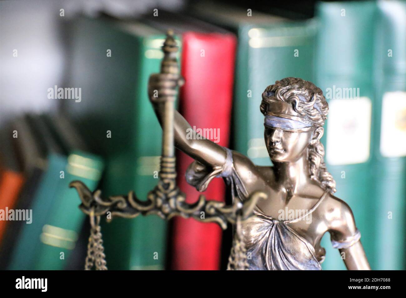 statue of justice Stock Photo - Alamy