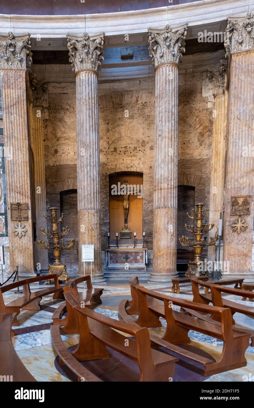 Back of the pantheon hi-res stock photography and images - Alamy