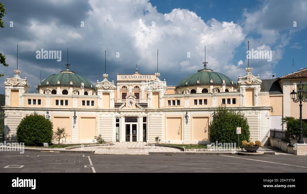 Vintage image of an urban scenic in rome hi-res stock photography and ...