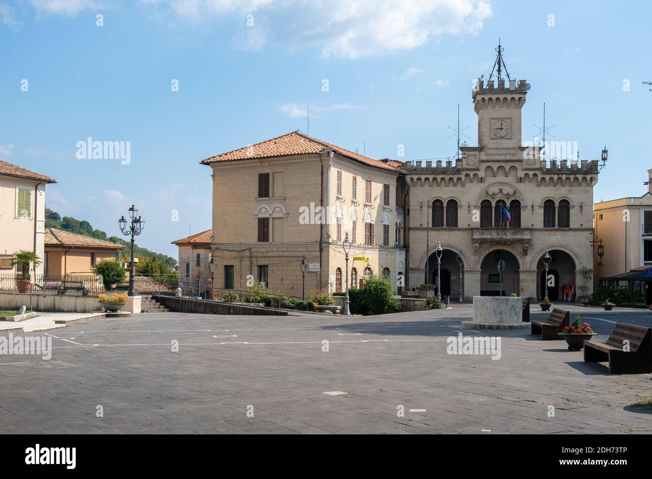 Vintage image of an urban scenic in rome hi-res stock photography and ...