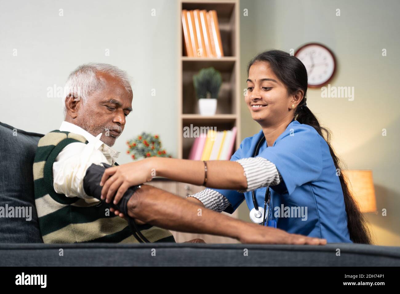 Routine medical examination hi-res stock photography and images - Alamy