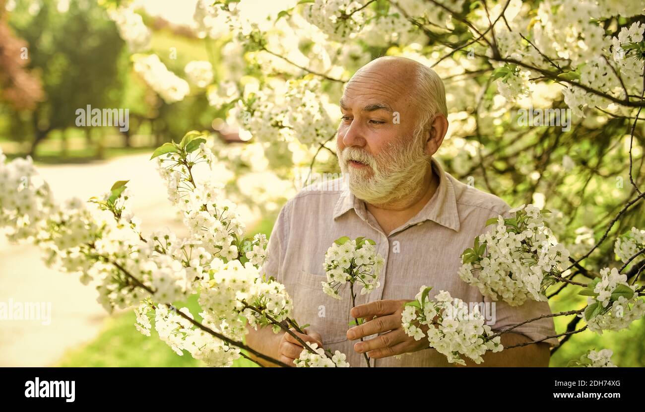 Old man gardening and enjoying retirement hi-res stock photography and ...
