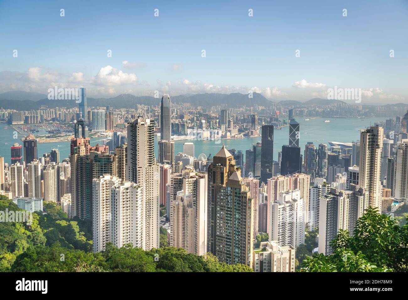 scenery of Hong Kong's Victoria Harbour and skyscraper buildings ...