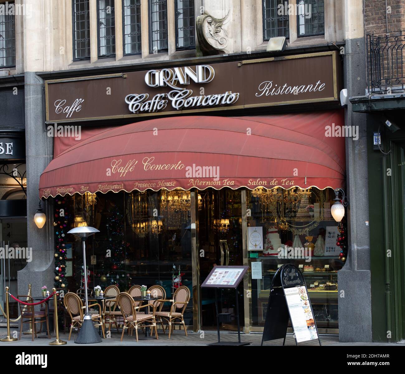 Caffe concerto uk hi-res stock photography and images - Alamy