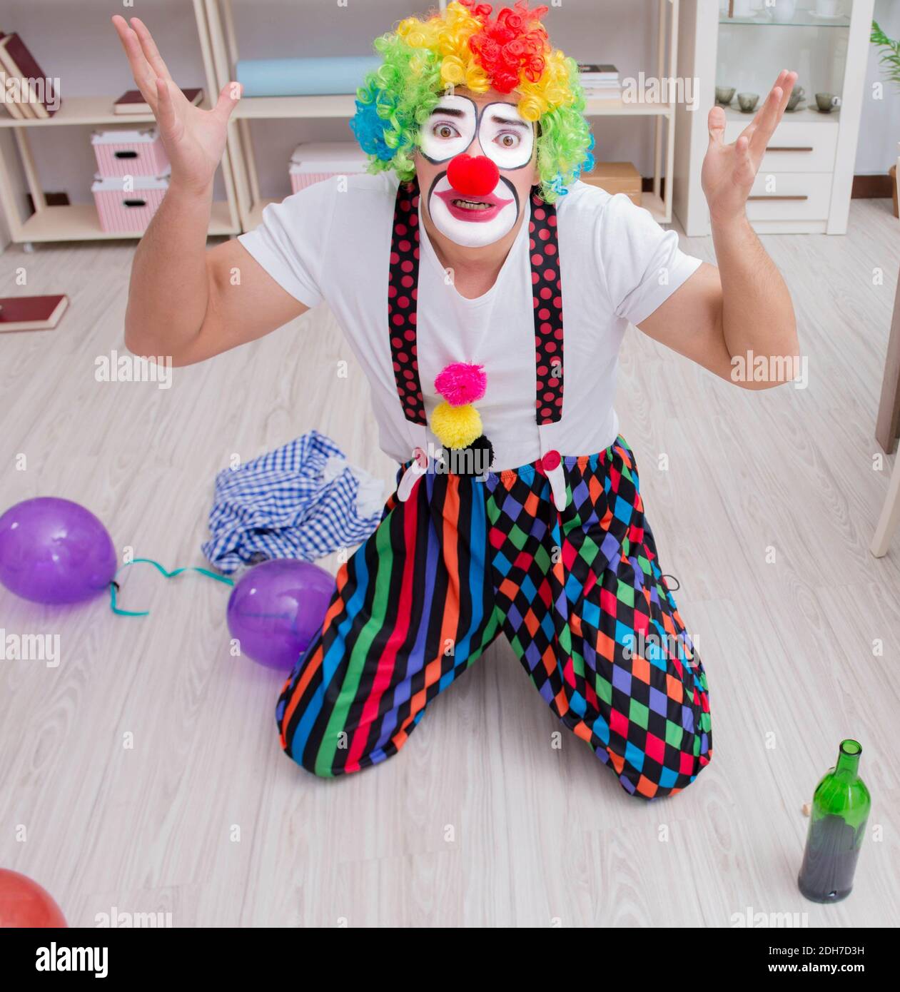 Drunk clown hi-res stock photography and images - Alamy