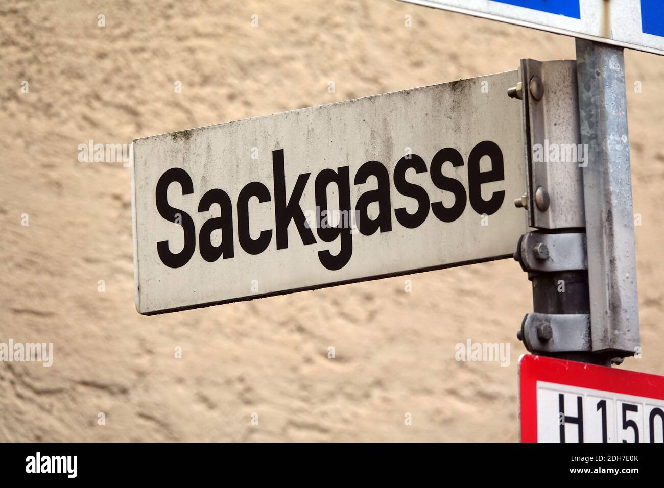 Sackgasse symbol hi-res stock photography and images - Alamy