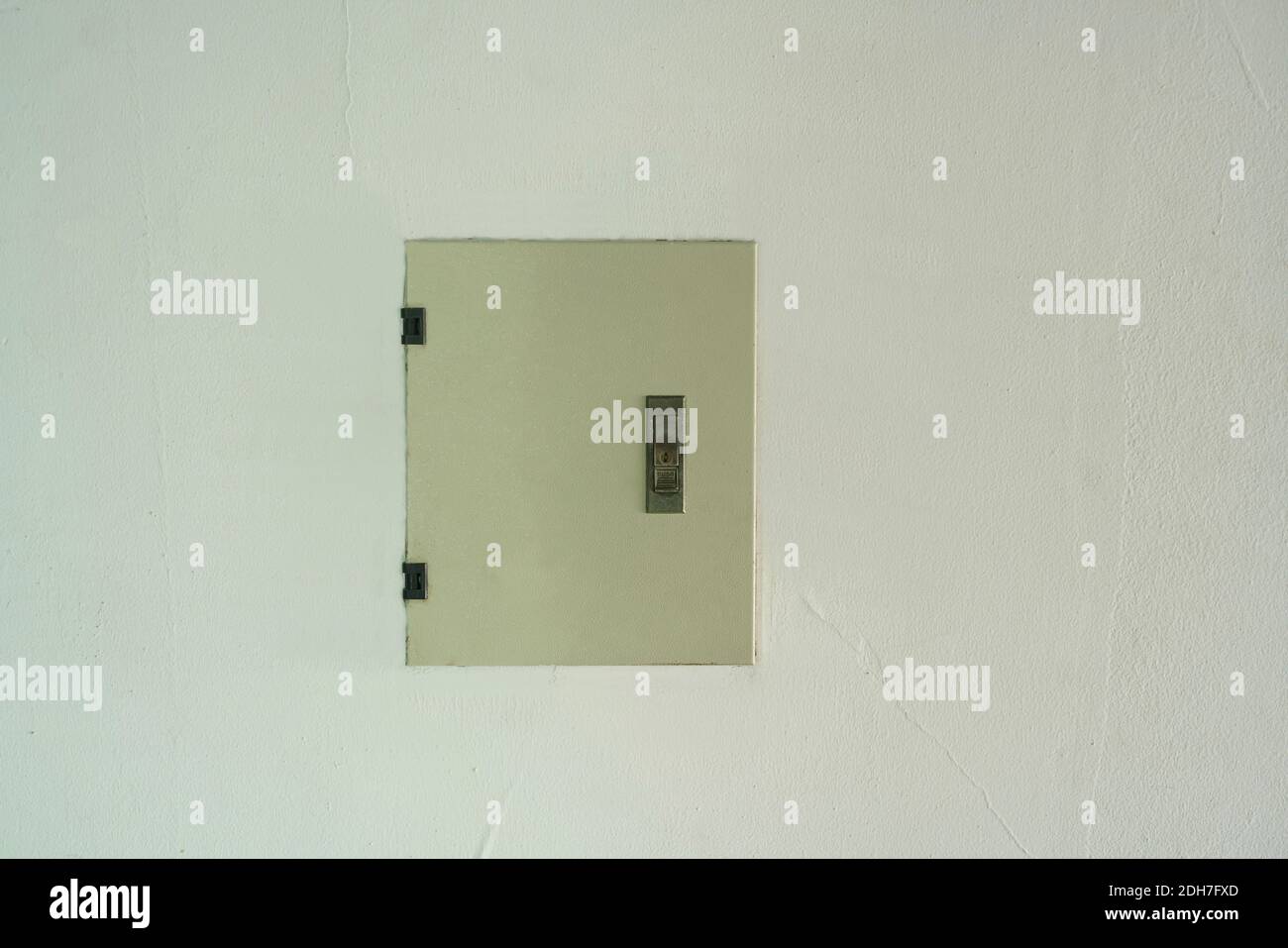 Embedded security hi-res stock photography and images - Alamy