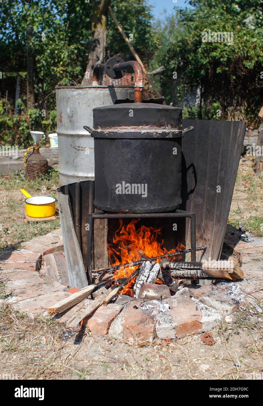 Moonshine machine hi-res stock photography and images - Alamy