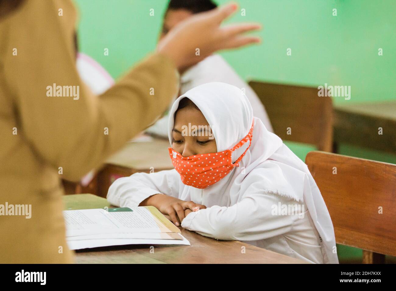 School class uniform portraits hi-res stock photography and images - Alamy