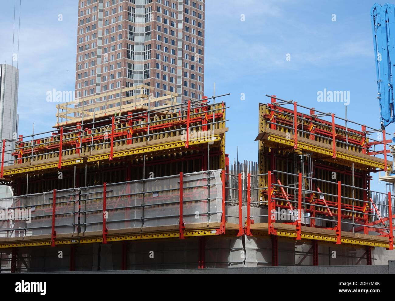 Construction site on a high-rise building Stock Photo - Alamy