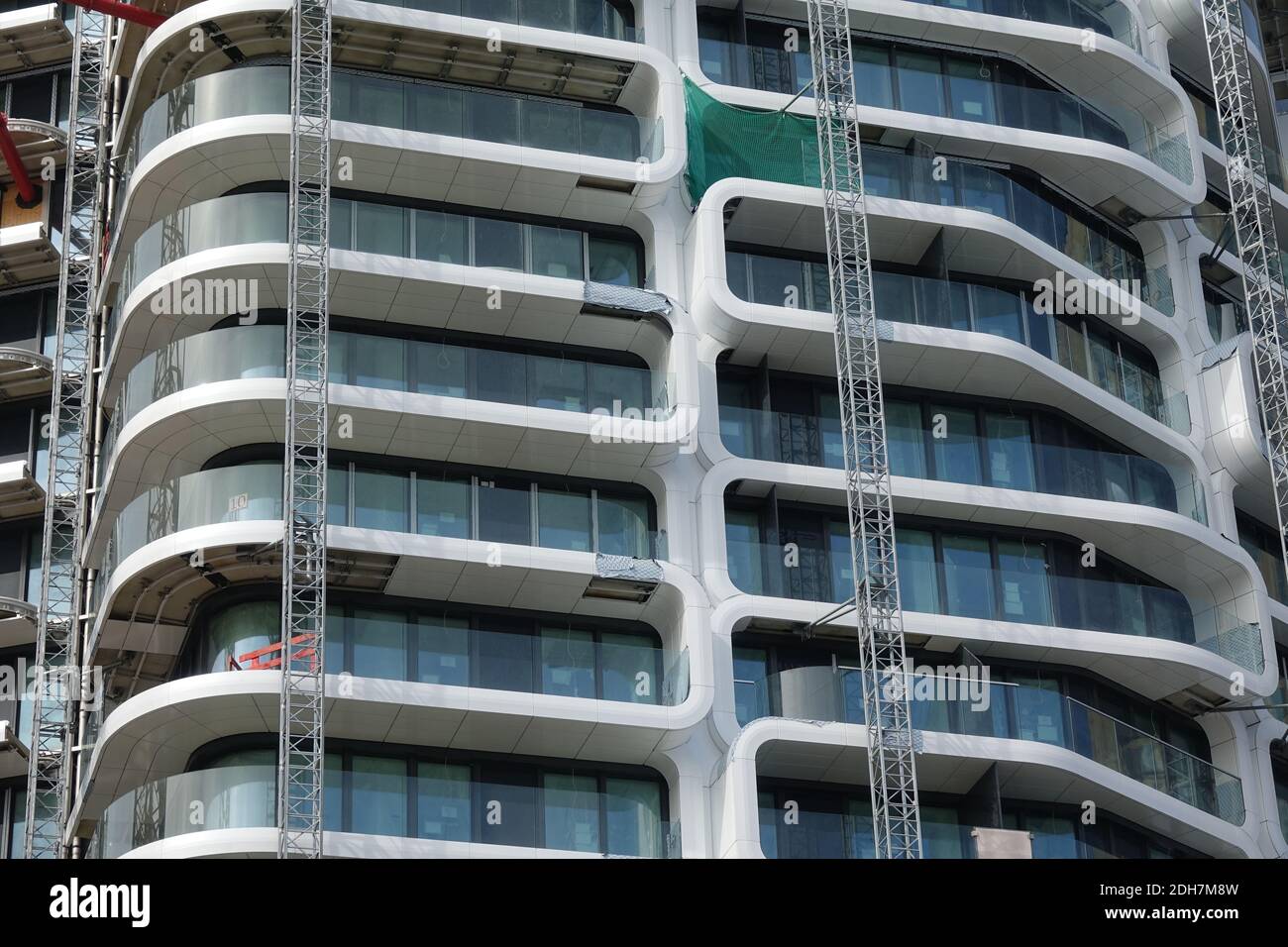 New high-rise building Stock Photo - Alamy