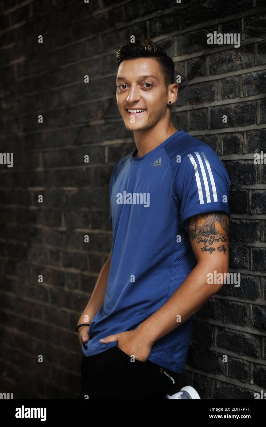 United Kingdom / London / Mesut Oezil Stock Photo - Alamy
