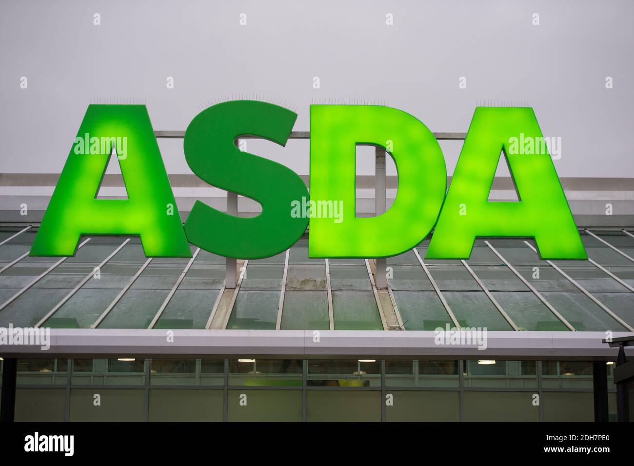 Asda retail giant hi-res stock photography and images - Alamy