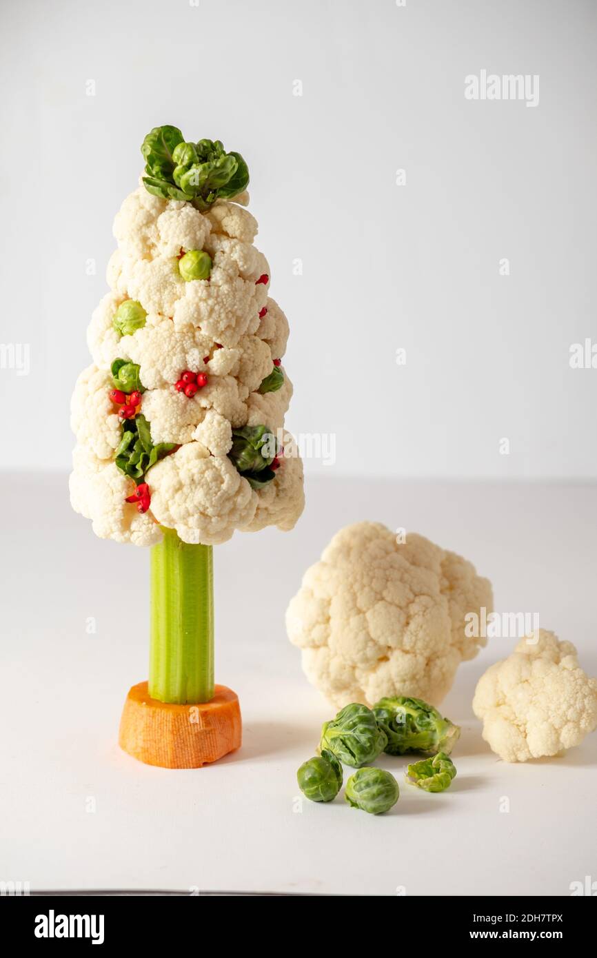 Vegetable Carving With Cauliflower