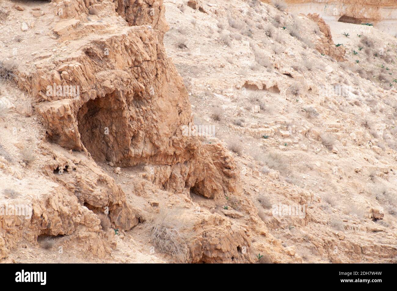 Negev desert arid landscape cave hi-res stock photography and images ...