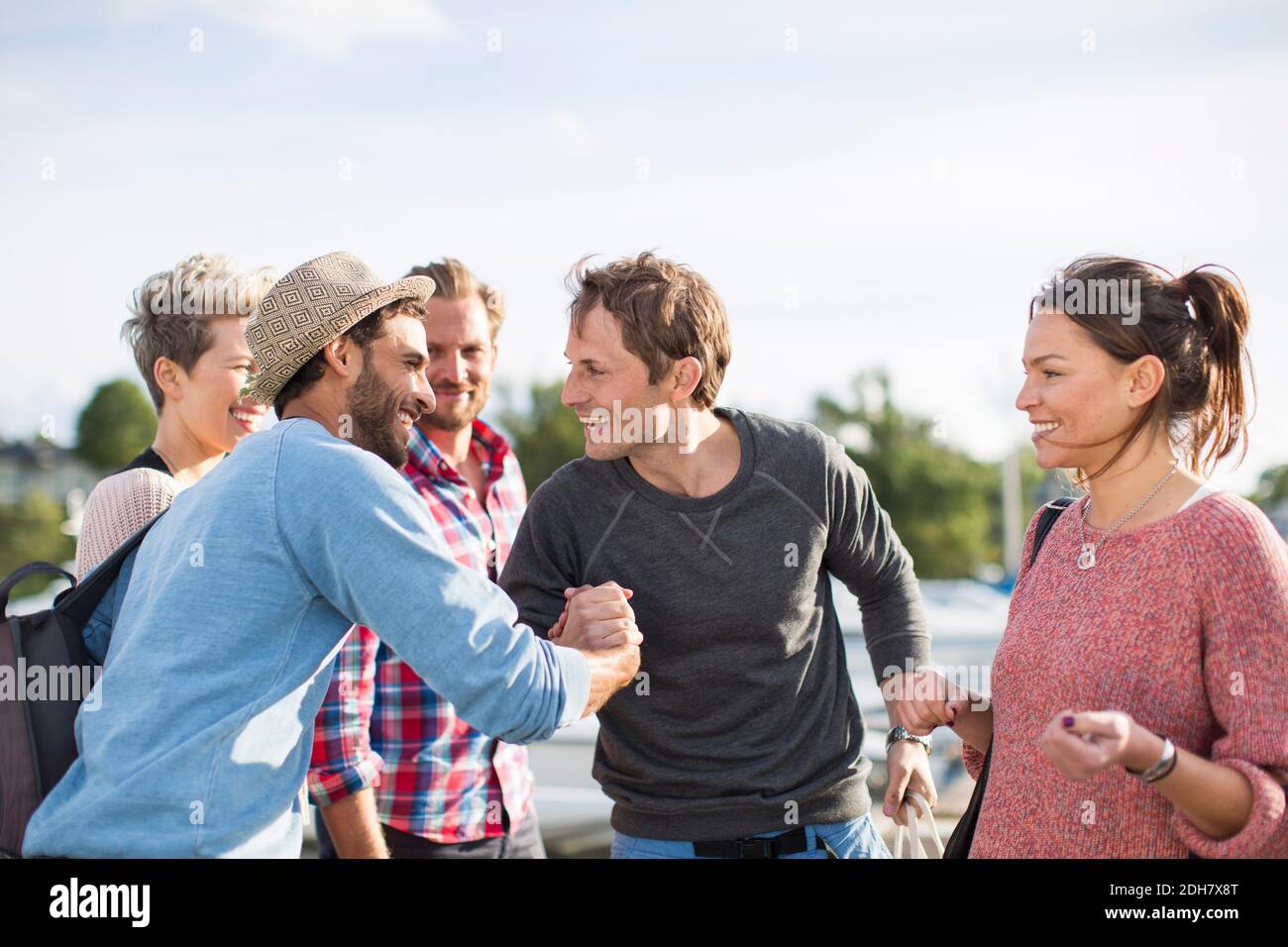 Greeting hi-res stock photography and images - Alamy