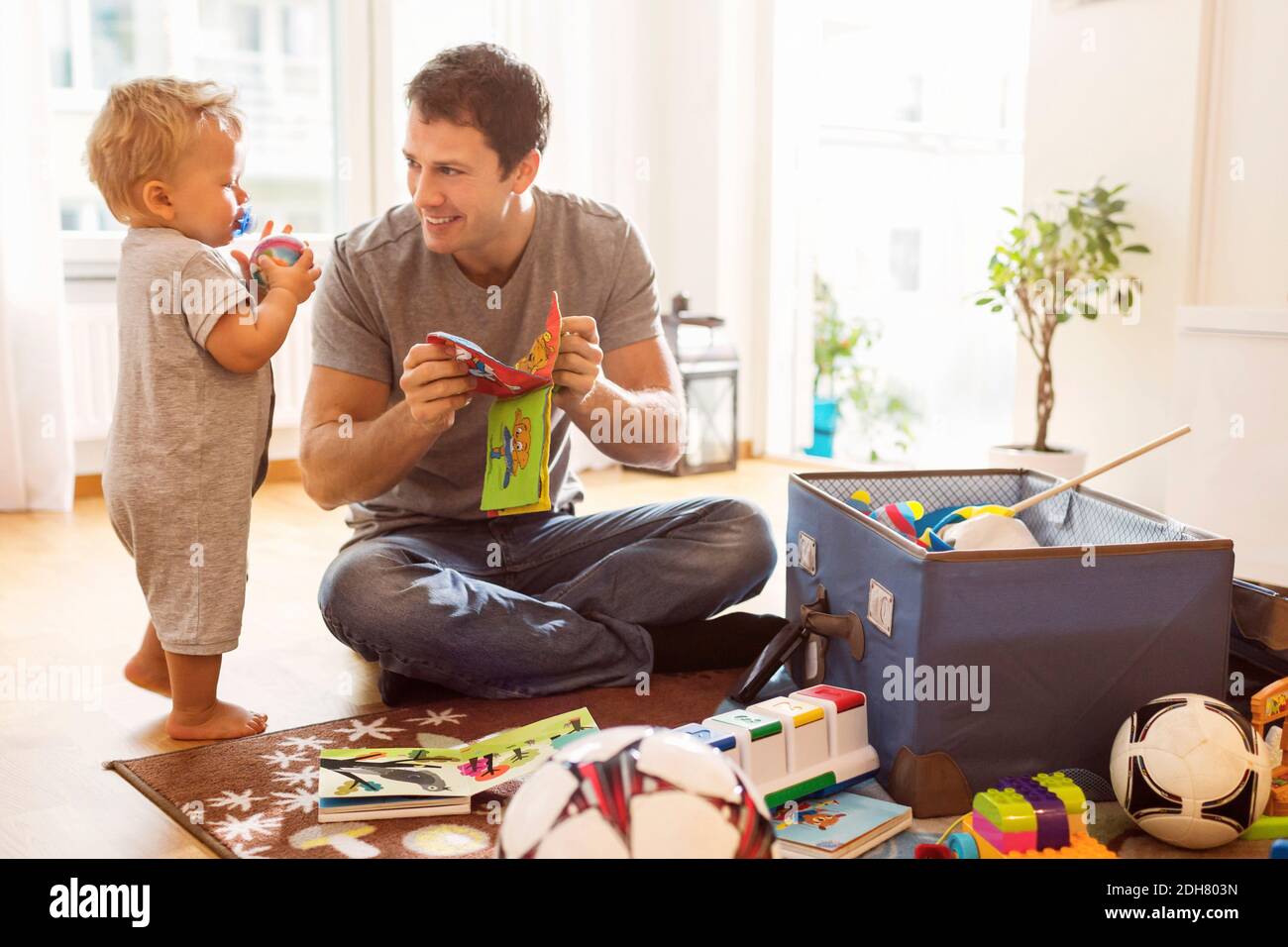 Father showing hi-res stock photography and images - Alamy
