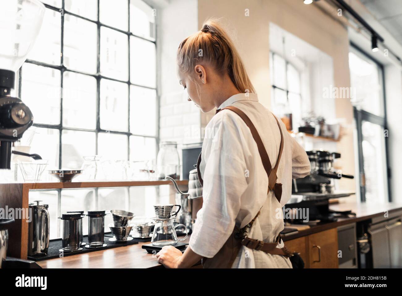Shop counter rear view hi-res stock photography and images - Alamy