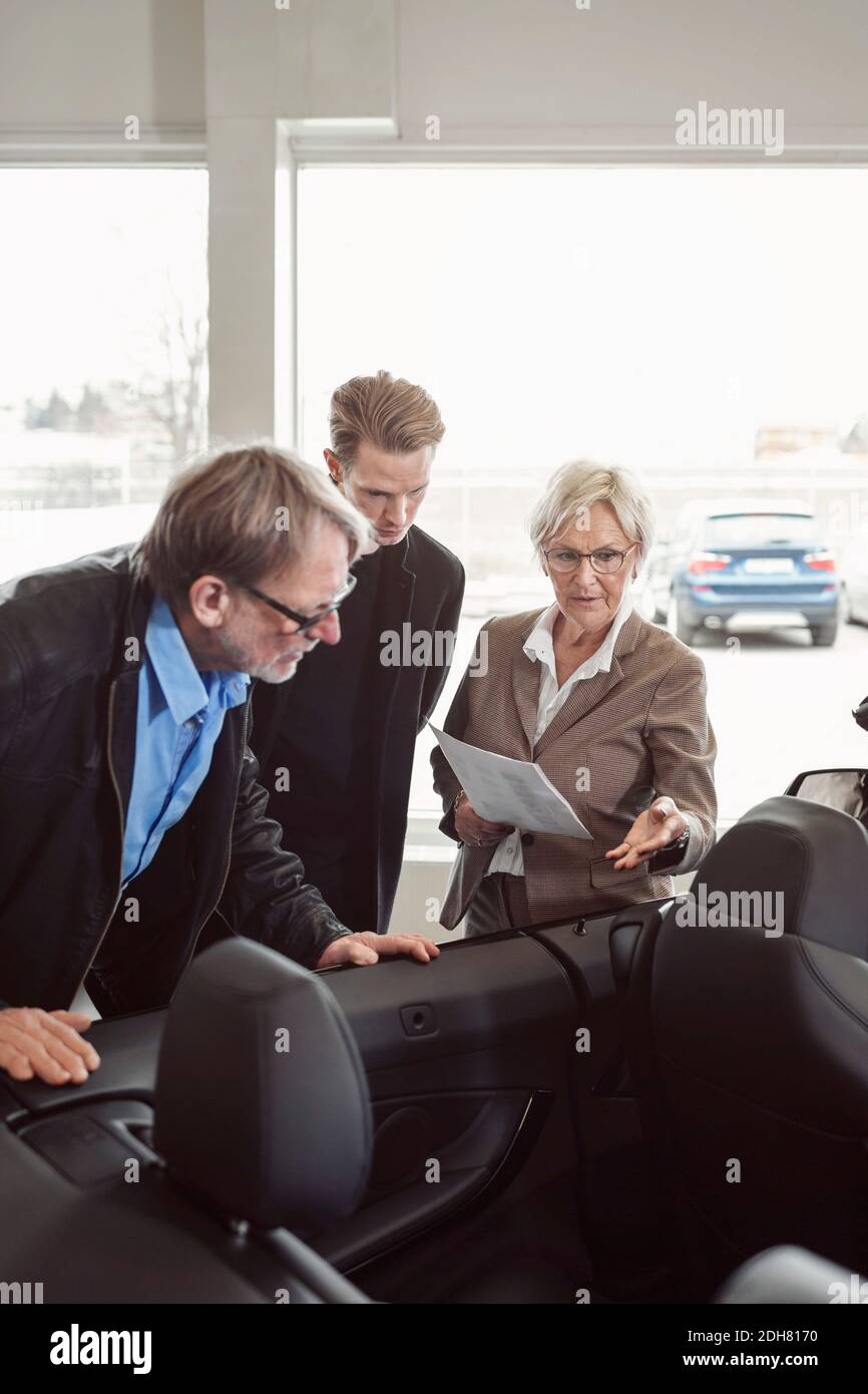 Car features hi-res stock photography and images - Alamy