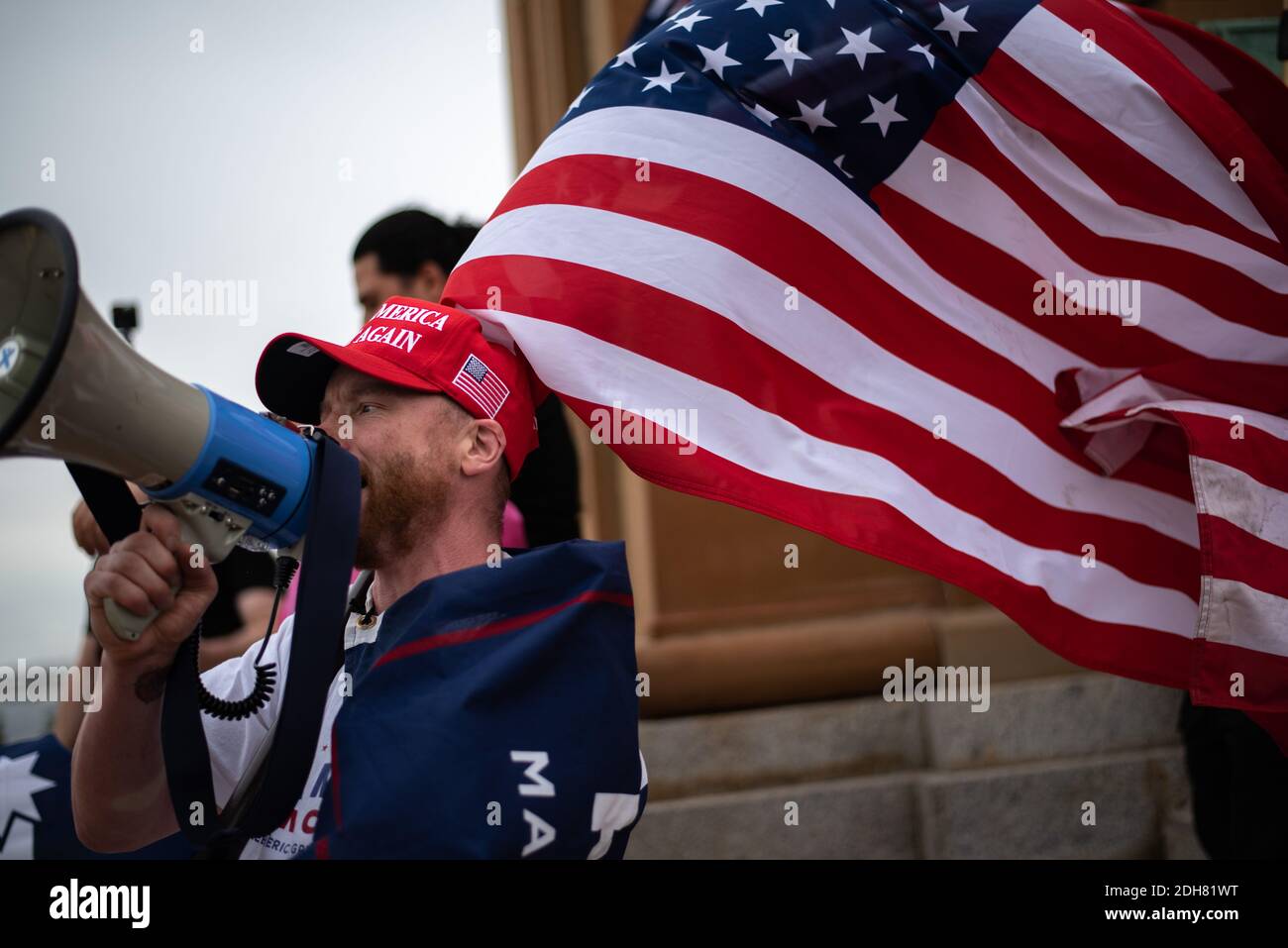 Freedom leads the people hi-res stock photography and images - Alamy