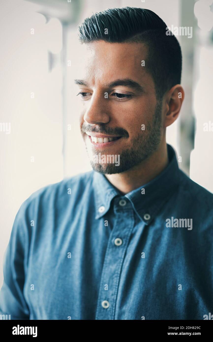 Adult 40 44 hi-res stock photography and images - Alamy