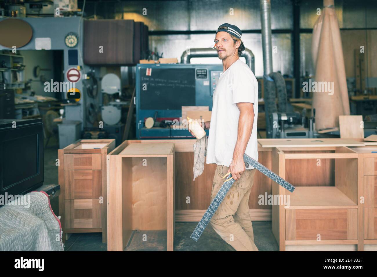 Carrying frame hi-res stock photography and images - Alamy