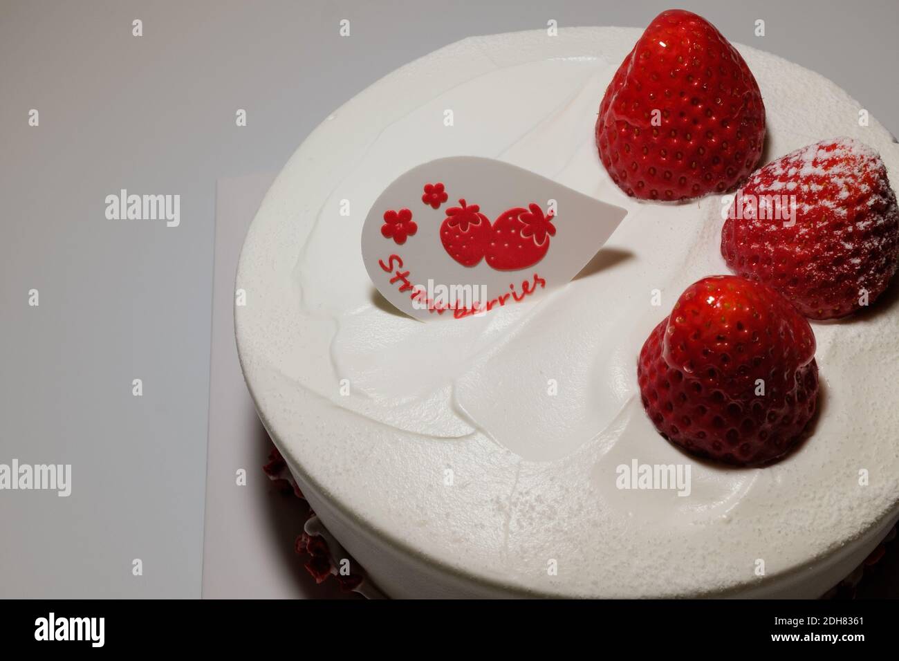 Delicious and sweet whipped cream cake Stock Photo - Alamy