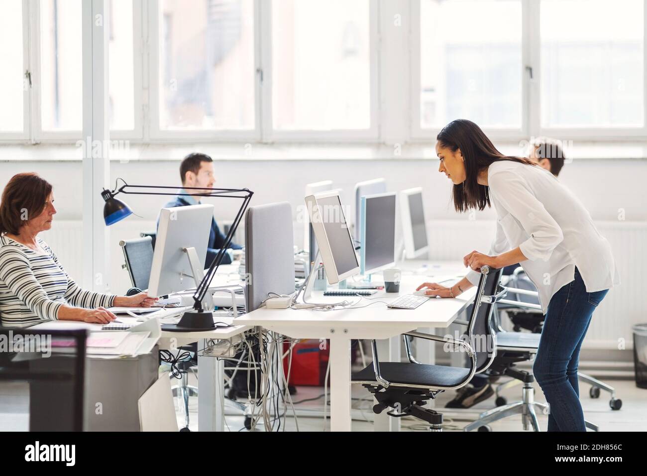 Using computers hi-res stock photography and images - Alamy