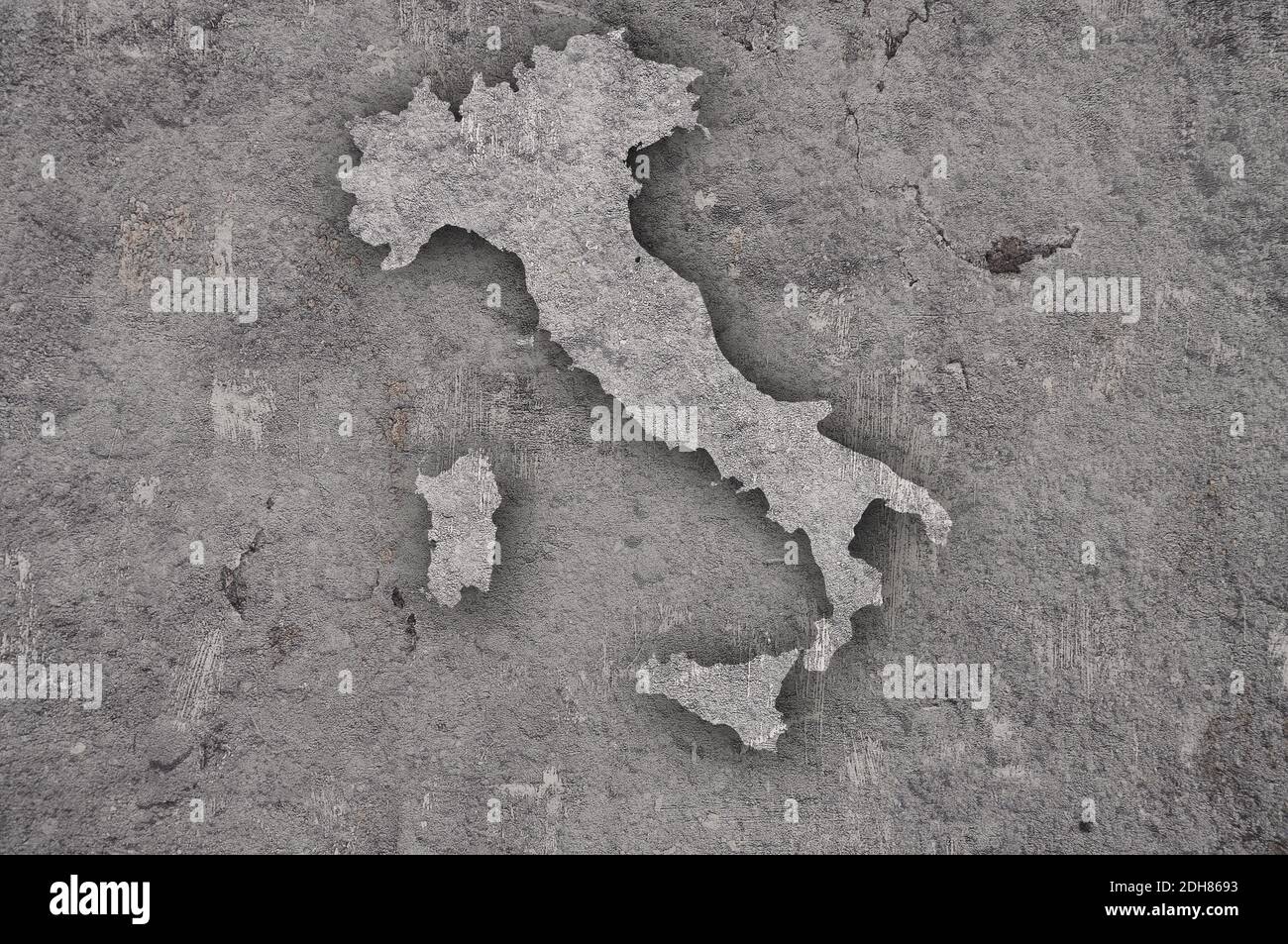 Map of Italy on weathered concrete Stock Photo - Alamy
