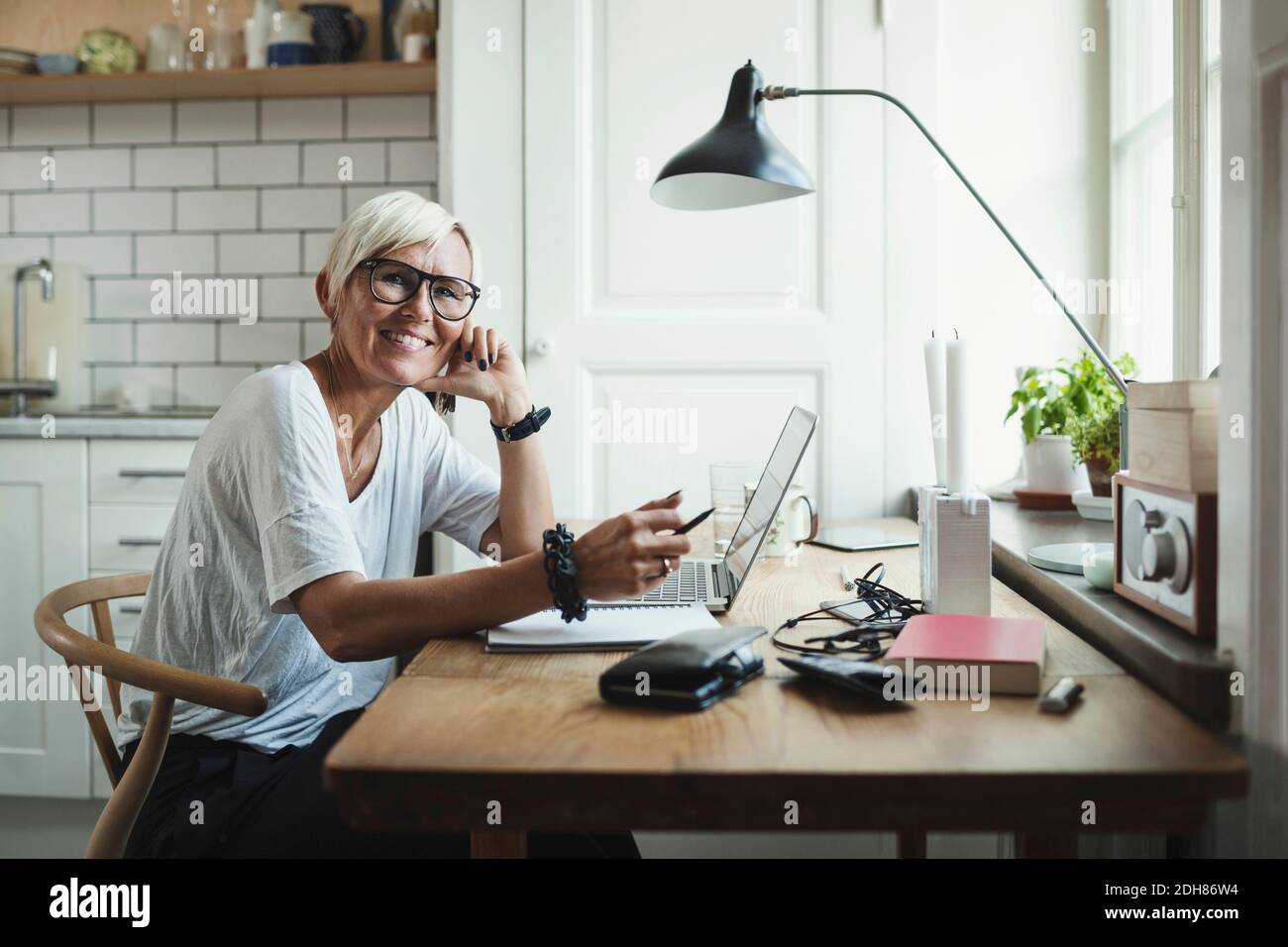 Happy designer hi-res stock photography and images - Alamy